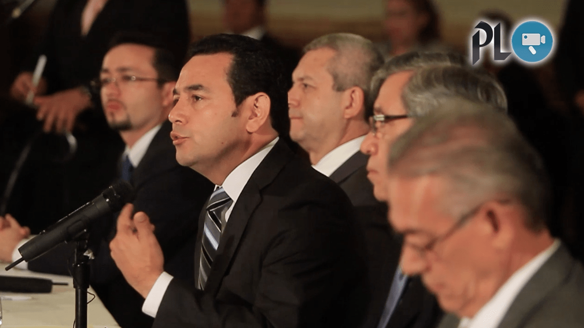 Presenta equipo de transición