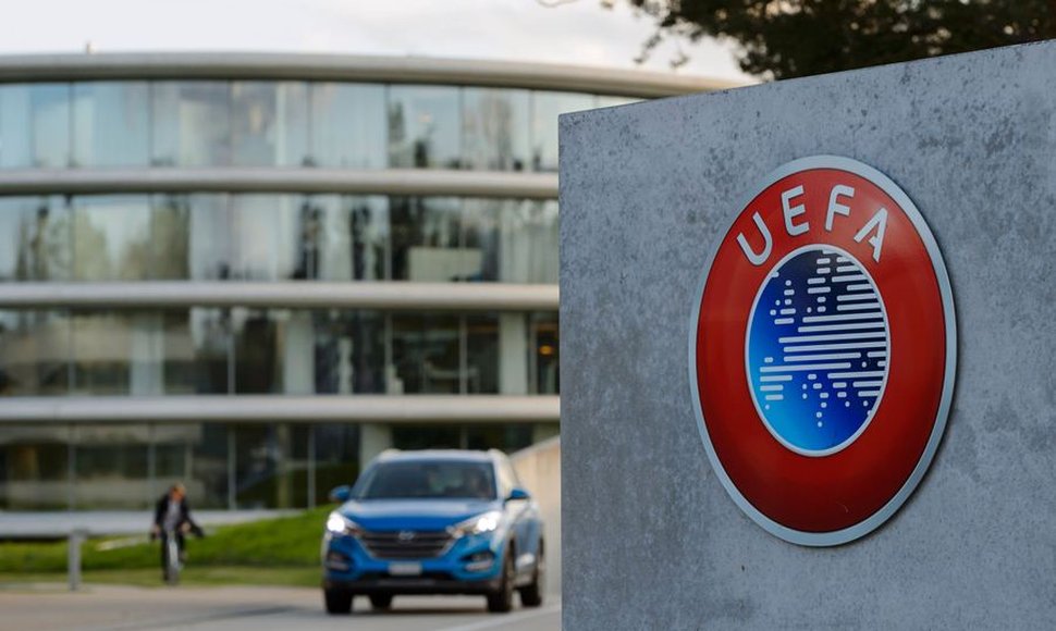 UEFA elegirá presidente en septiembre