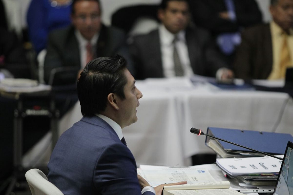 Abogado Cano declara cómo conoce a esposo de Baldetti