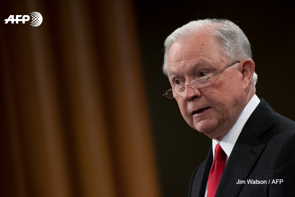 Trump anuncia la partida del fiscal general Jeff Sessions