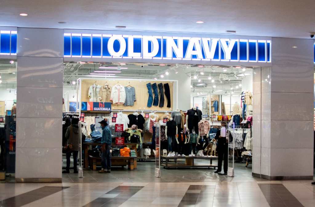 Portales inaugura Old Navy