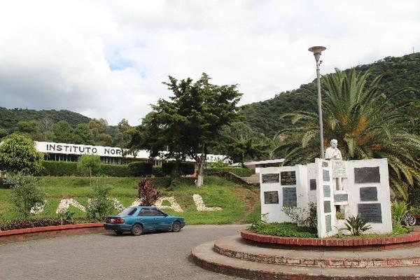 Inval festeja 138 aniversario