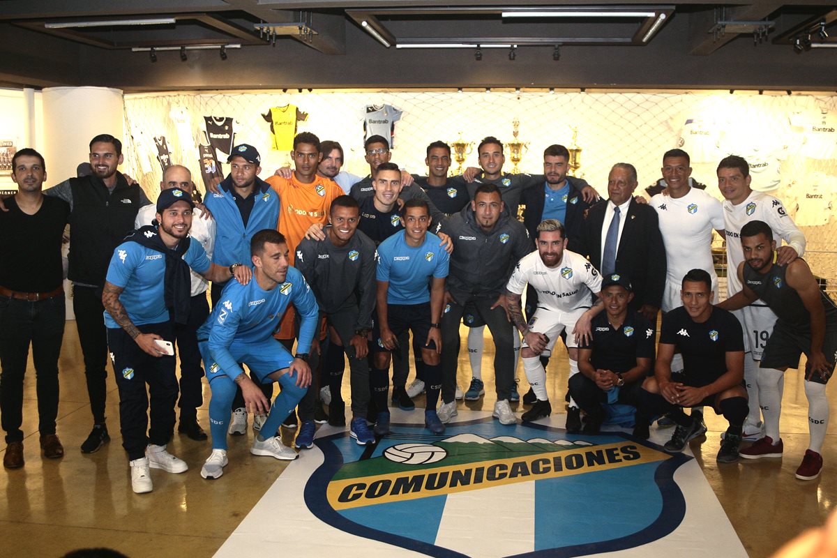 Comunicaciones estrena uniforme después de tres años, pero su afición ...