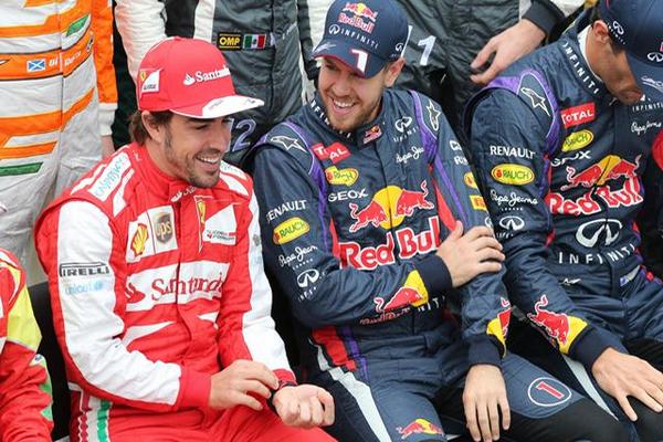 Vettel elogia a Alonso: "es el más completo"