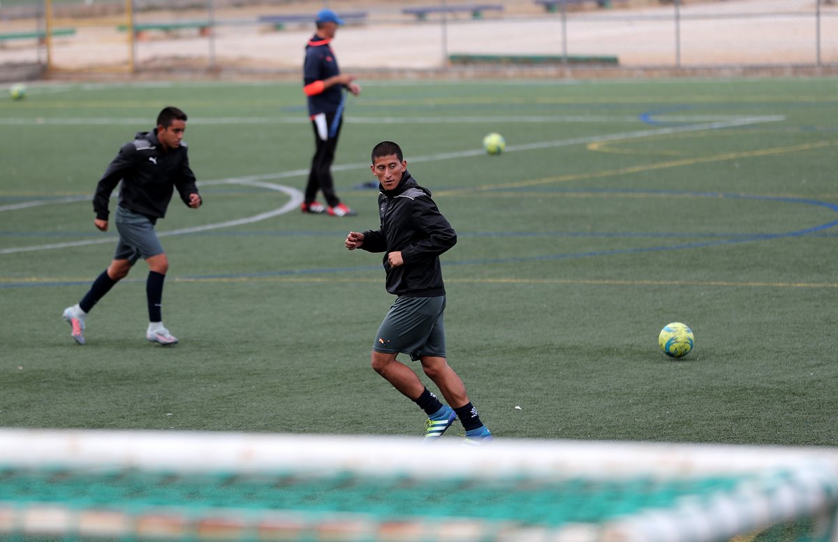 Steven Robles, el jugador crema que estuvo al borde de la muerte y ...