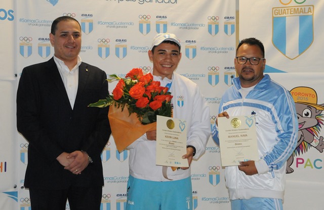 El boxeador Kevin Luna llegó a Guatemala