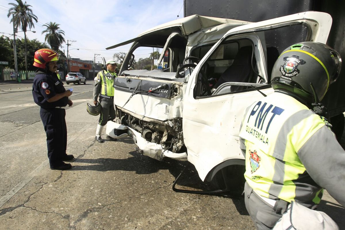 Ocho personas heridas en accidente de tránsito – Prensa Libre