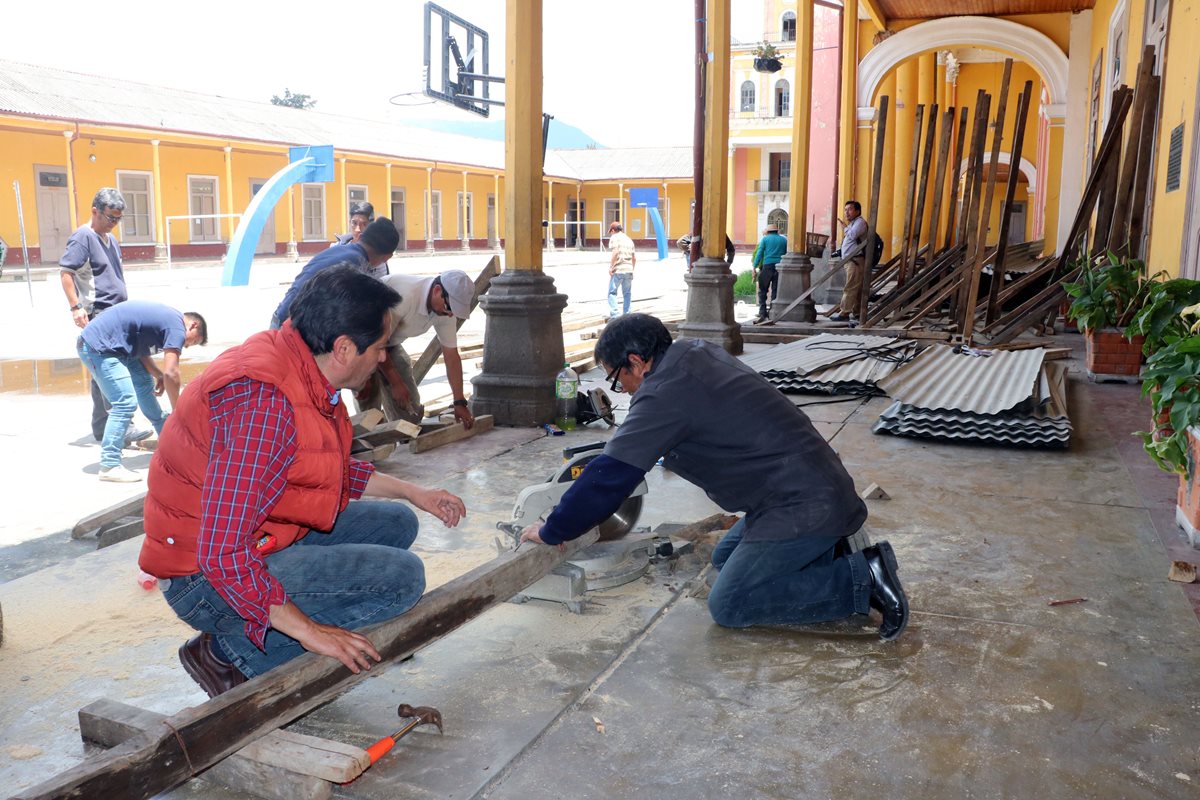 Quetzaltenango: Se unen para construir muro de seguridad en el Invo ...
