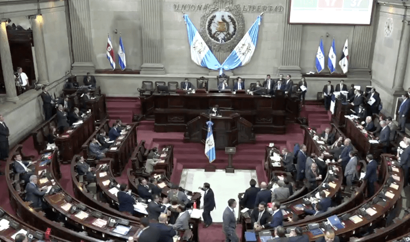 Congreso aprueba préstamo para la Usac