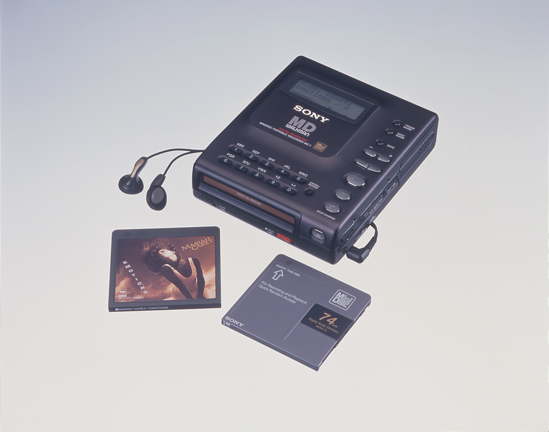 Se cumplen 40 años de música con Walkman; así ha sido su evolución ...