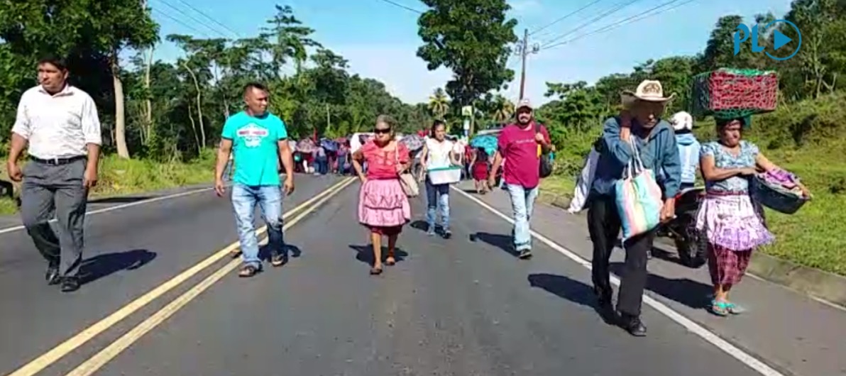 Salubristas bloquean carretera en Colomba Costa Cuca, Quetzaltenango ...