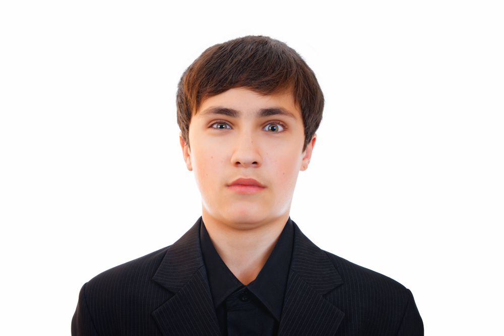 ¿Qué es un tic nervioso y cuáles son las causas?