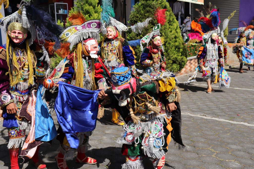 Santo Tomás La Unión rescata el Baile del Torito en honor a su patrono ...