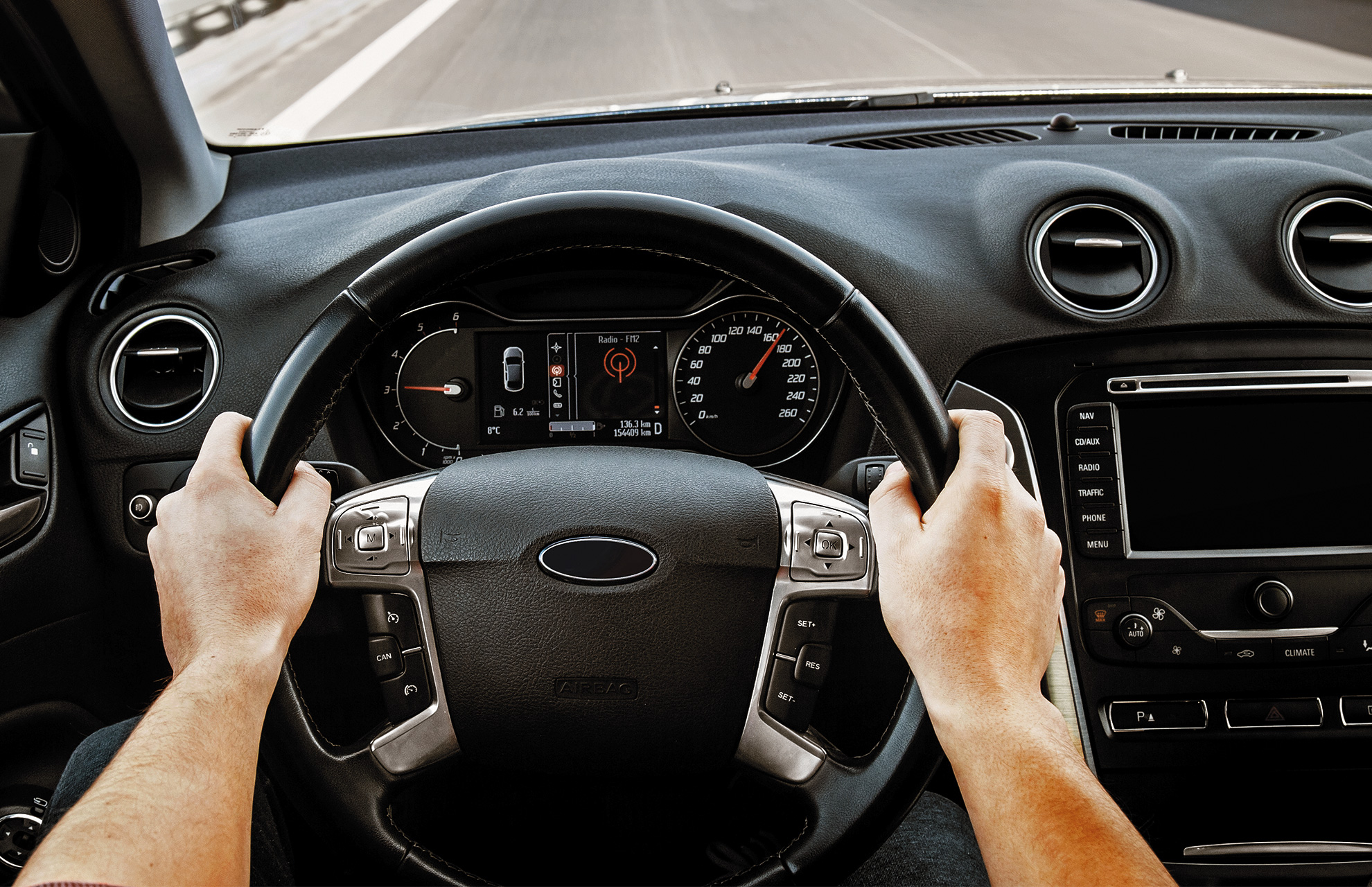 Educación vial básica para vehículos y peatones