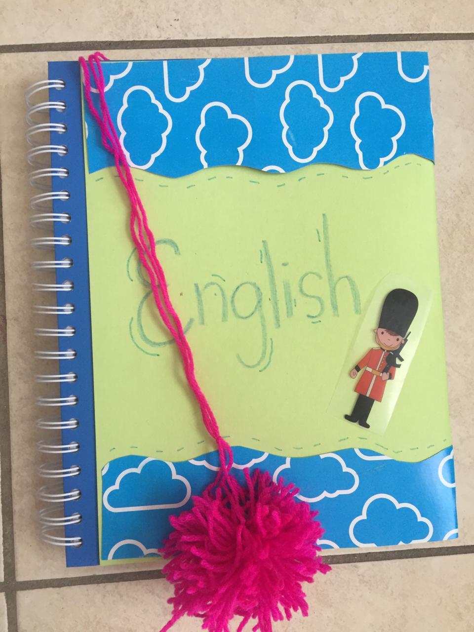 Regreso a clases: ideas creativas para forrar libros