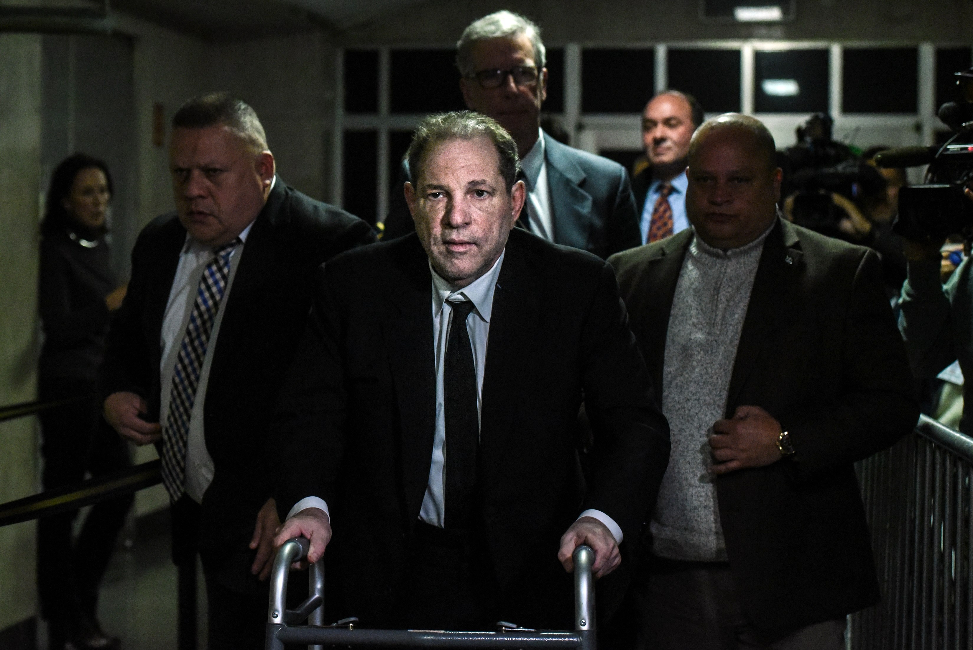 Weinstein acusado de violación en Los Ángeles al comenzar su juicio
