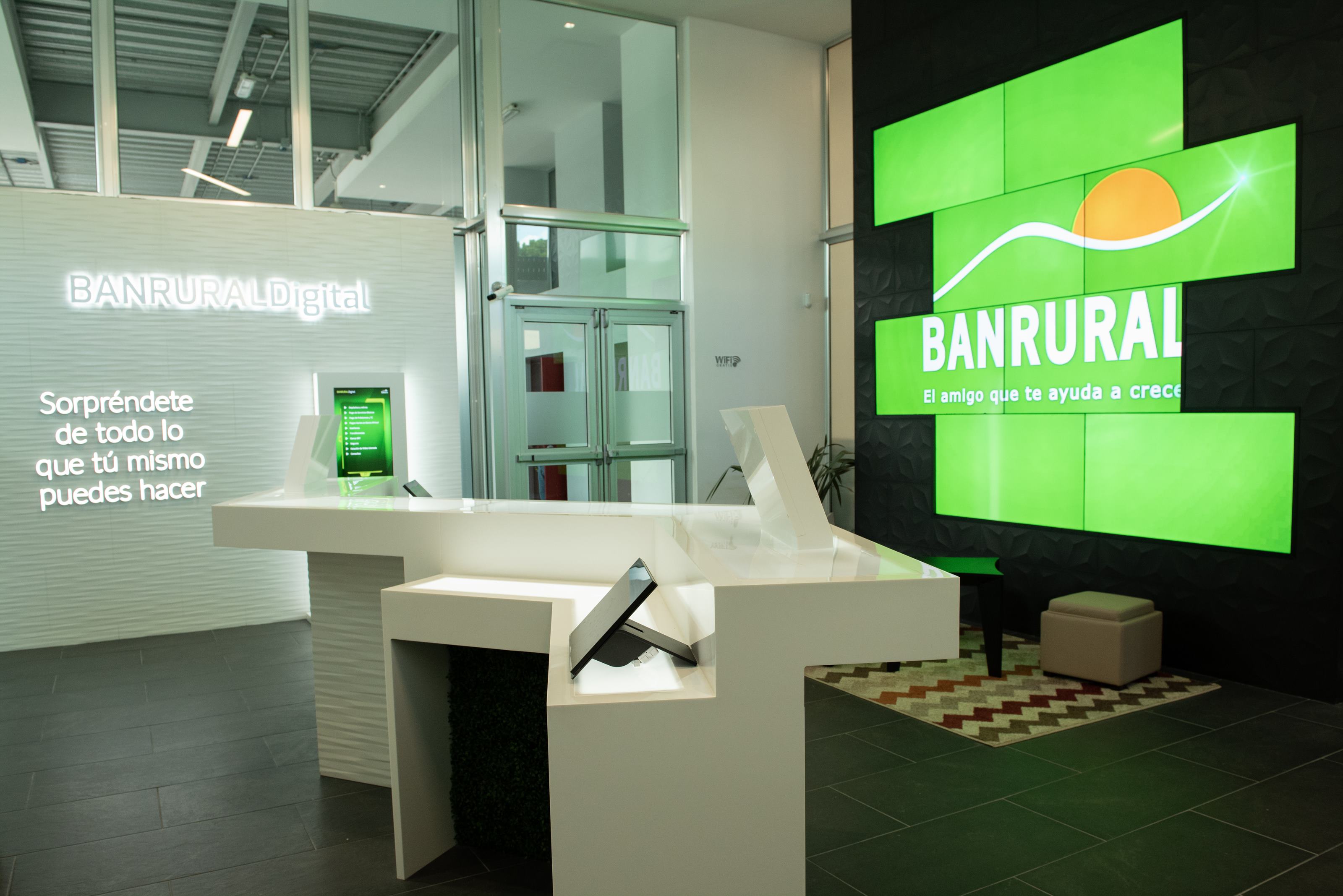 Banrural se une a la transformación digital