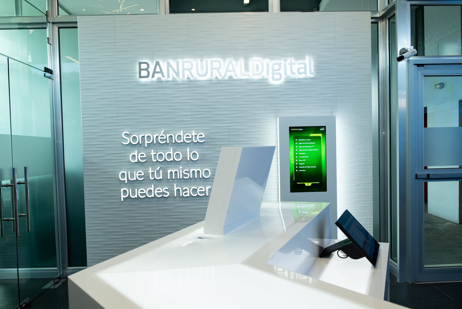 Banrural se une a la transformación digital