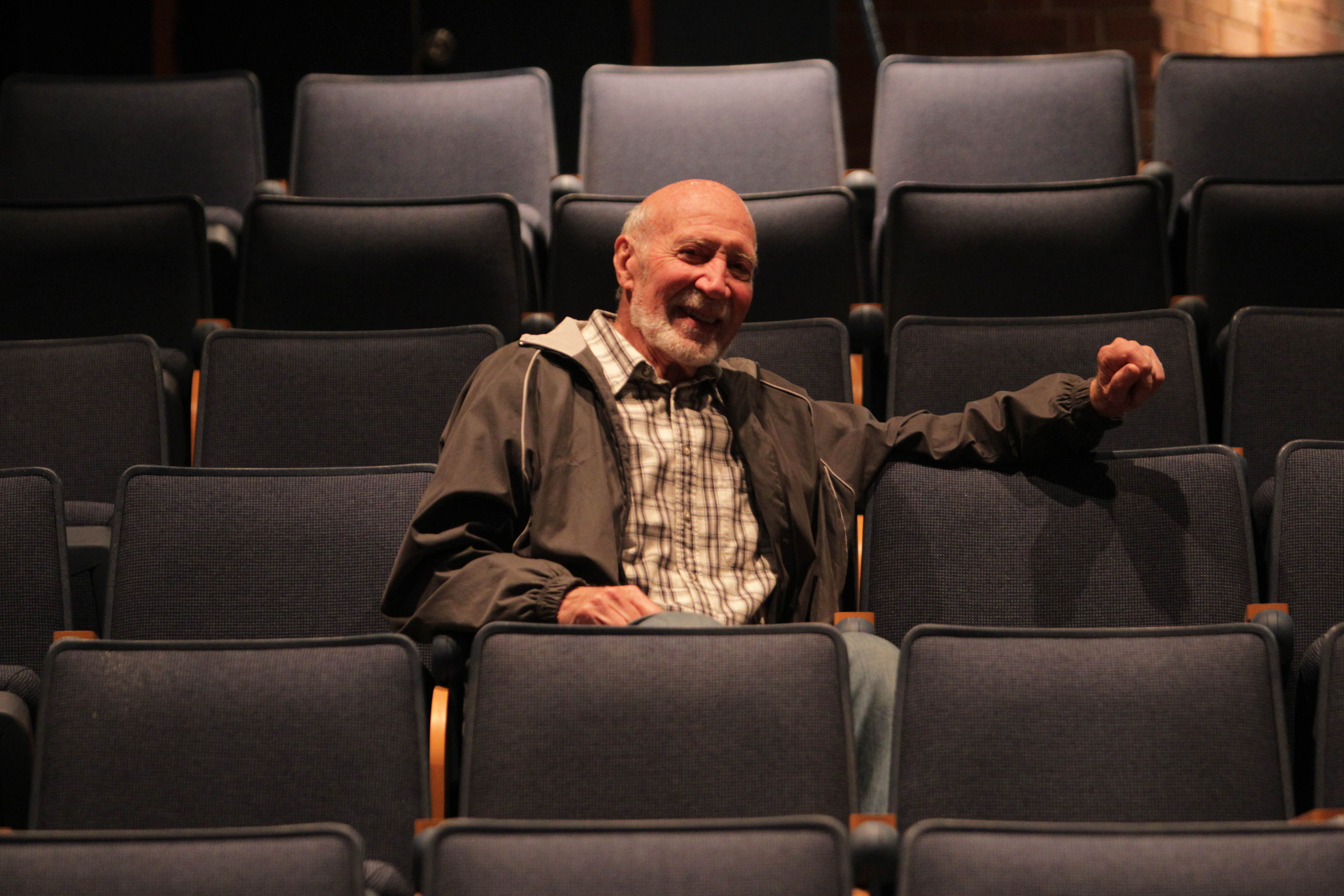 Dick Smith: El legado y trayectoria de un apasionado al teatro