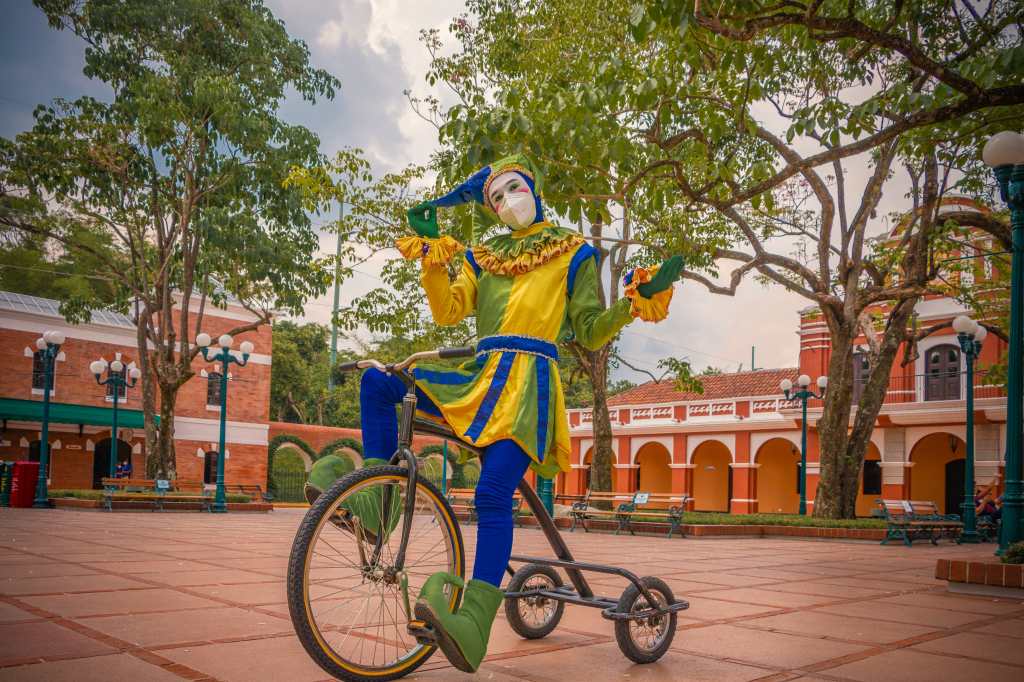 En 60 años, el Irtra ha invertido Q3,500 millones y ha recibido a 87 ...