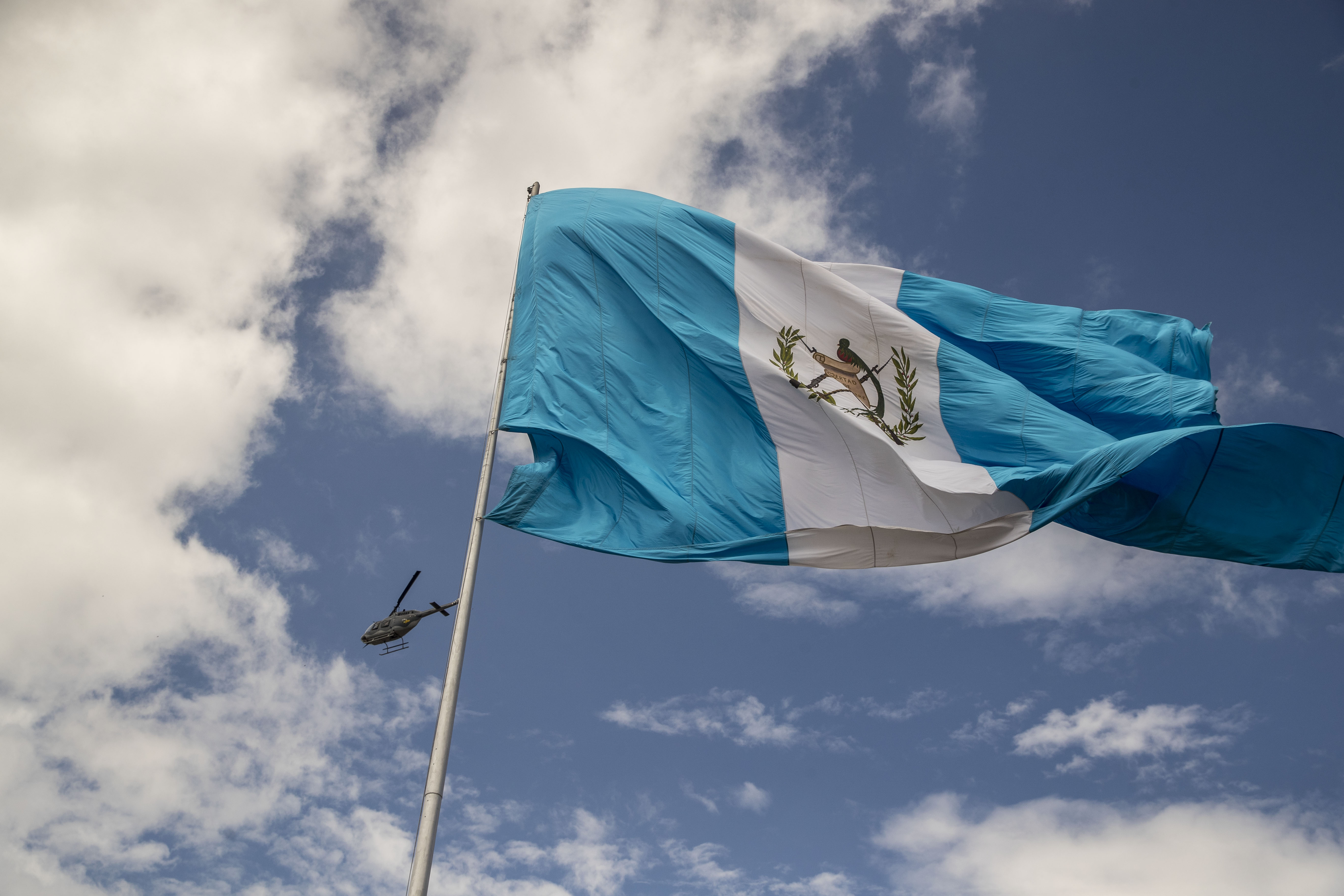 ¿Cuáles son los símbolos patrios de Guatemala?
