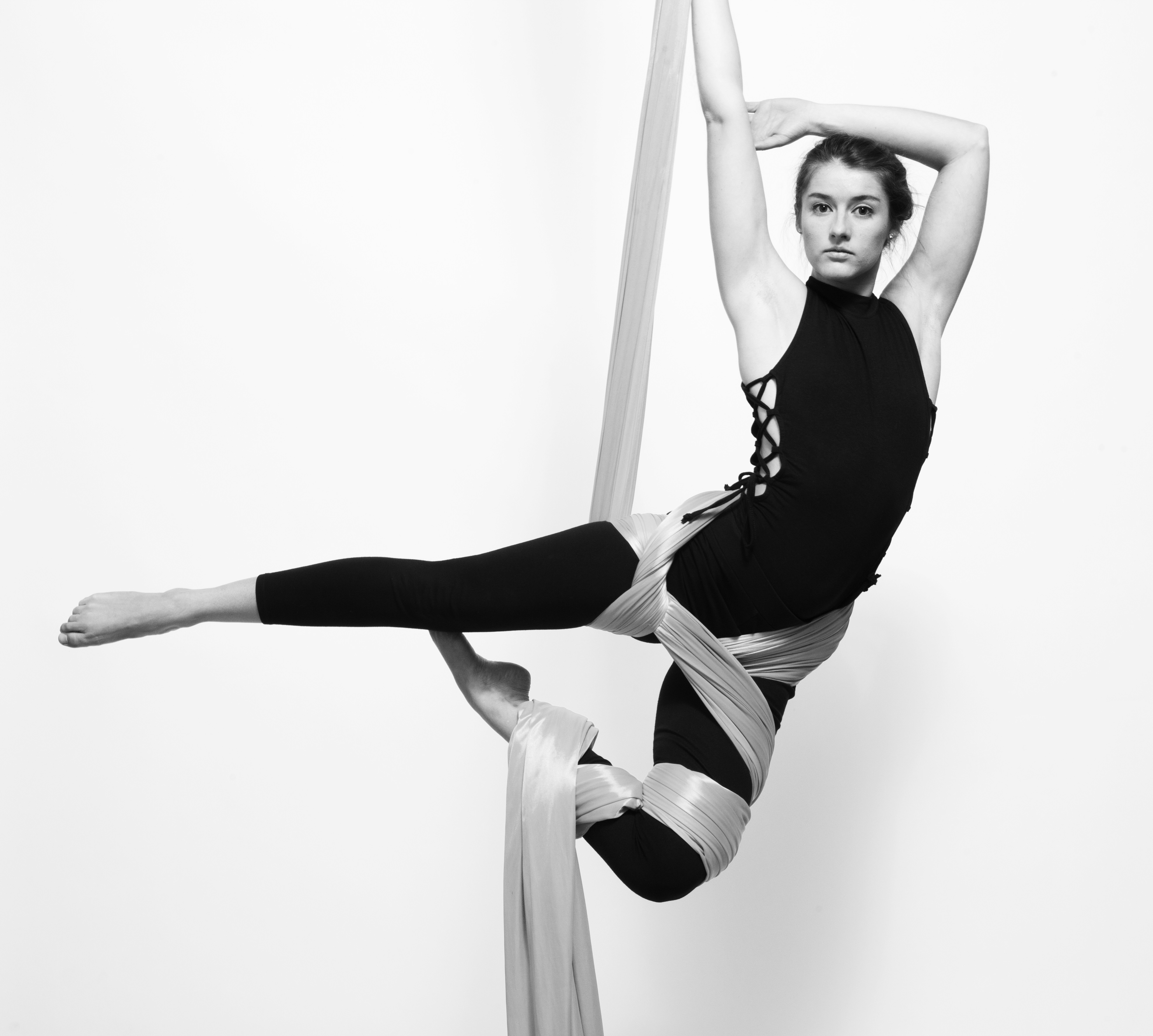 Danza de tela: la unión de la fuerza física y mental que permite que ...