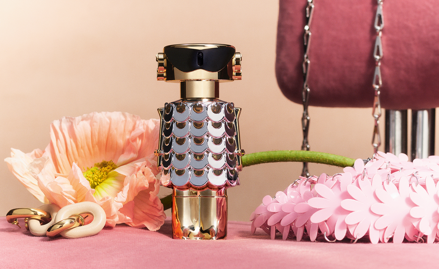 FAME, la nueva y cautivadora fragancia femenina de Paco Rabanne