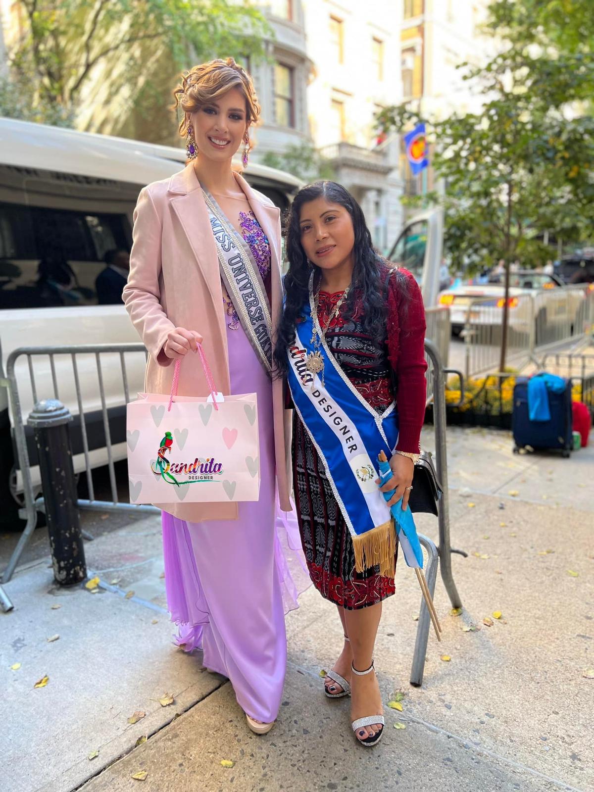 Ivana Batchelor: Así es la prenda que la diseñadora Sandra Castro le entregó a la representante ...