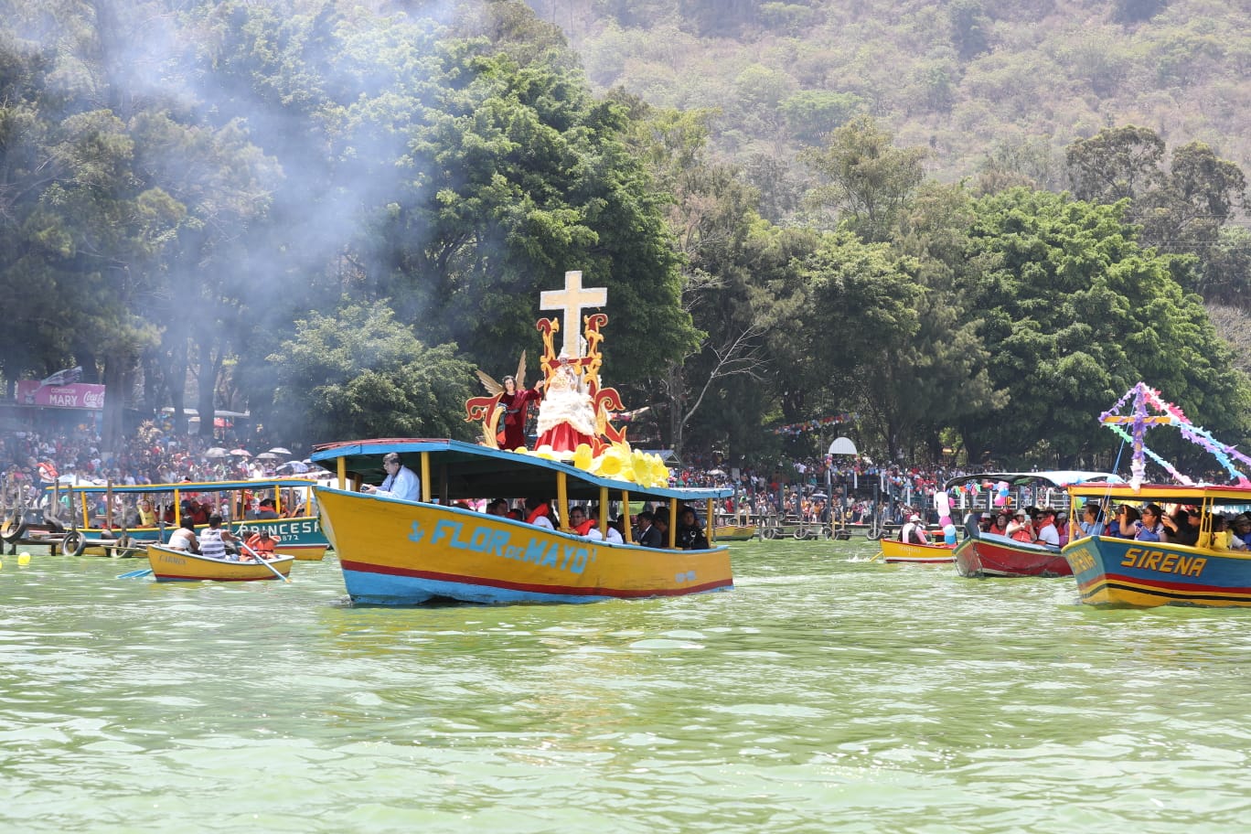 Fotos La Tradicional Procesión Acuática En Honor Al Niño Dios De