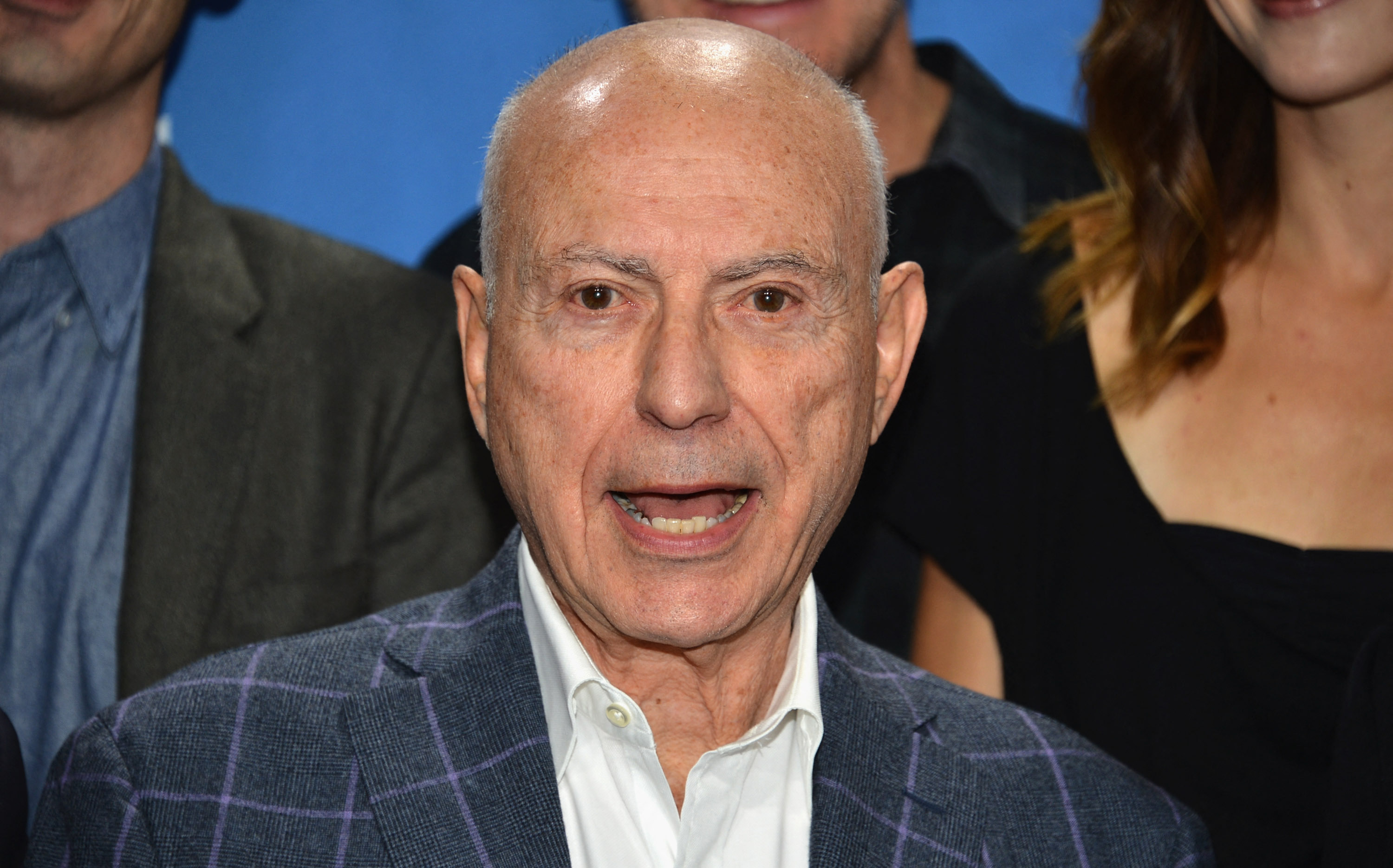 Muere a los 89 años Alan Arkin, actor y ganador de un premio Óscar por "Pequeña Miss Sunshine"