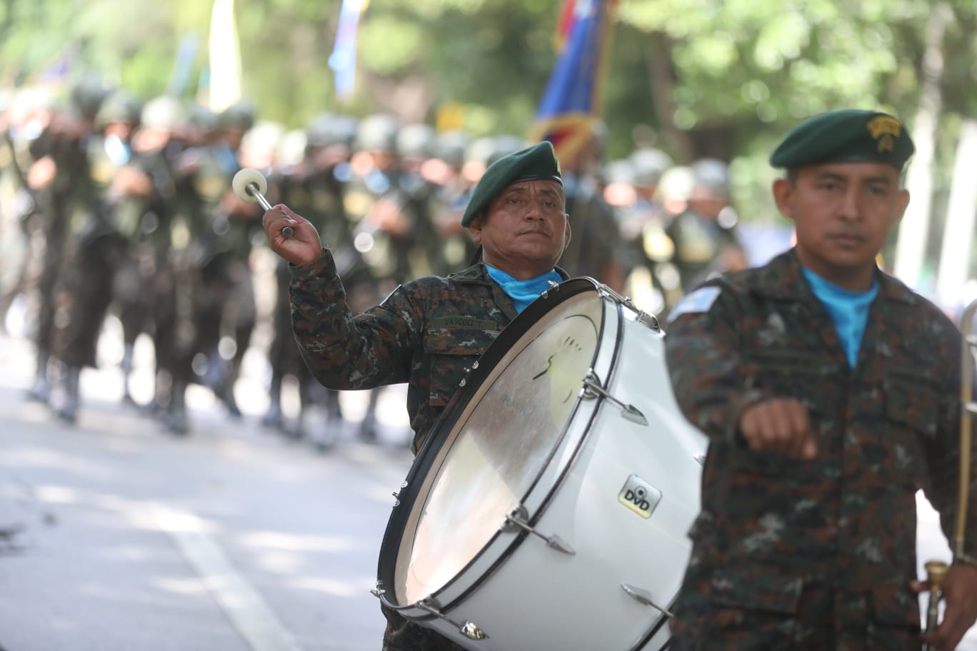 Fotos: Así se desarrolló el desfile militar en la capital por el Día ...