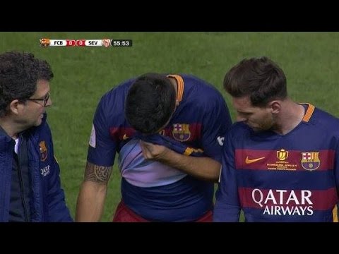 Luis Suarez Crying After Getting Injured - Barcelona vs Sevilla 2-0 ...