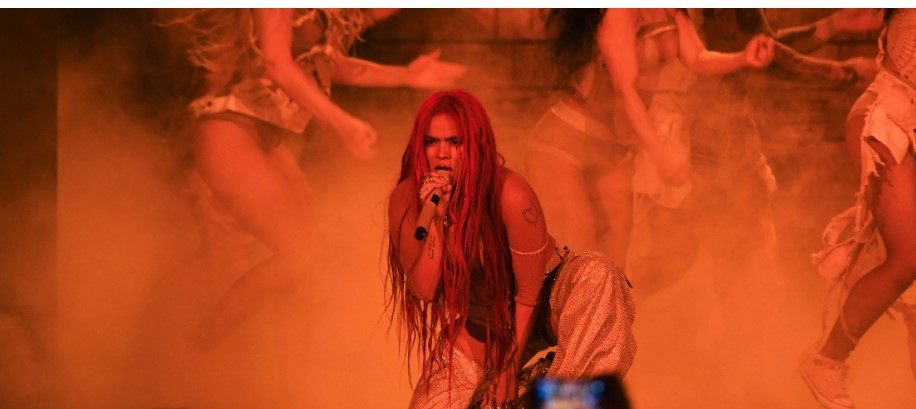 Karol G gana su primer grammy a mejor álbum de música urbana