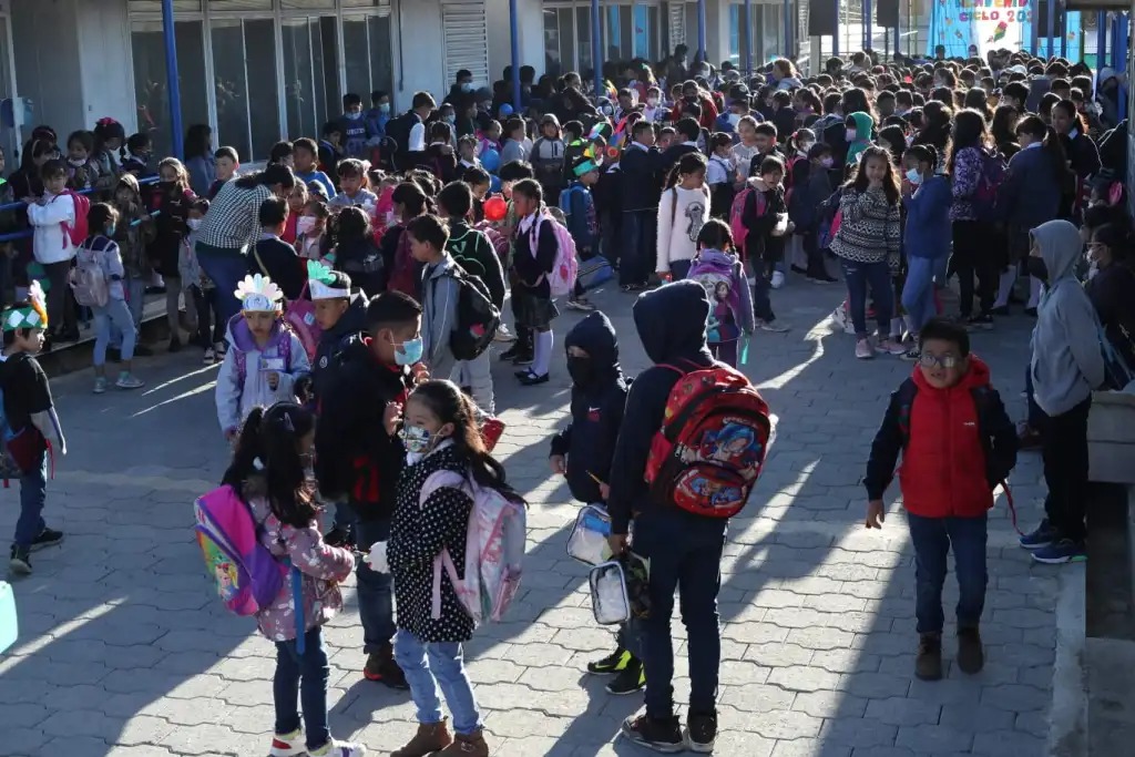 Ciclo escolar 2026: cuándo inician las clases, descansos y evaluaciones ...