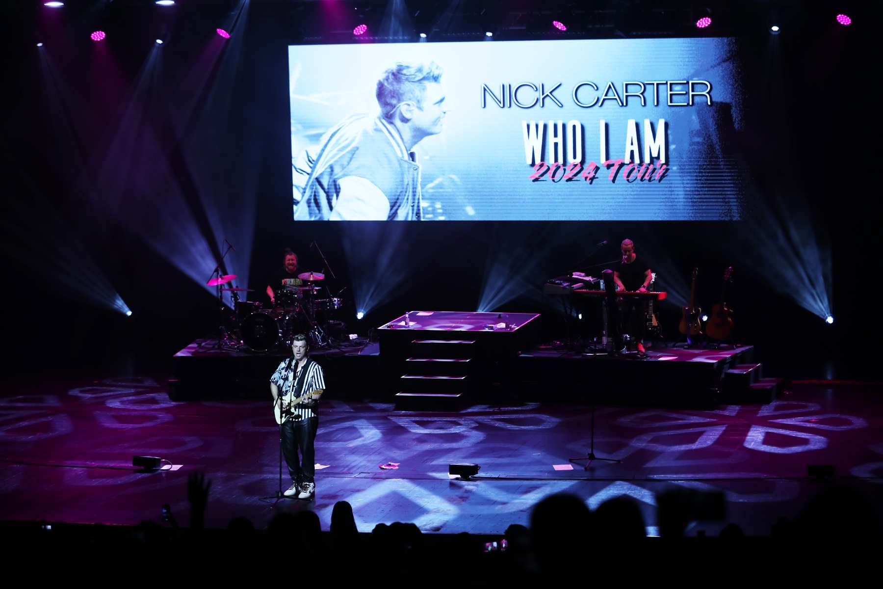 Nick Carter cantó para los guatemaltecos en el Centro Cultural Miguel ...