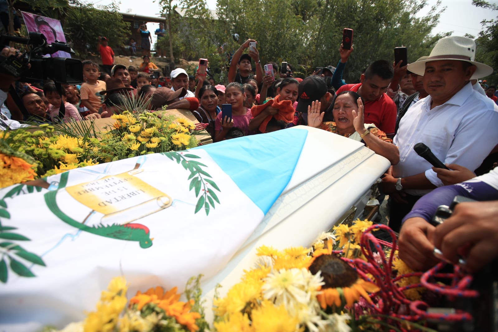 Luto en Livingston por la muerte de Jorge Pop "Farruko Pop"