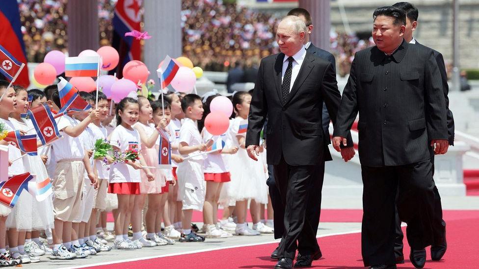 Putin y Kim: las imágenes del rimbombante recibimiento del líder de ...
