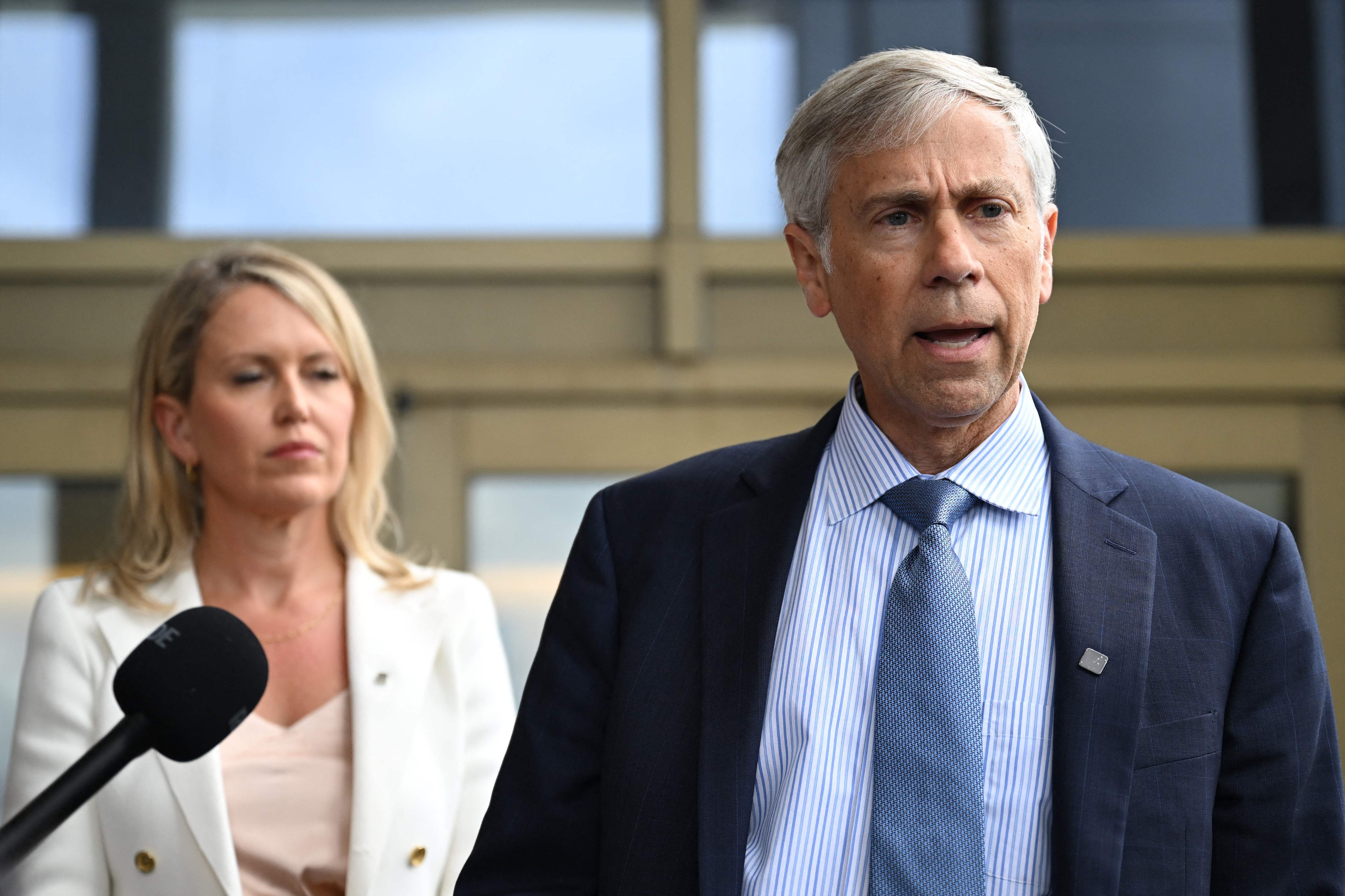 Quién es Barry Pollack, el abogado que defenderá a Nicolás Maduro en ...