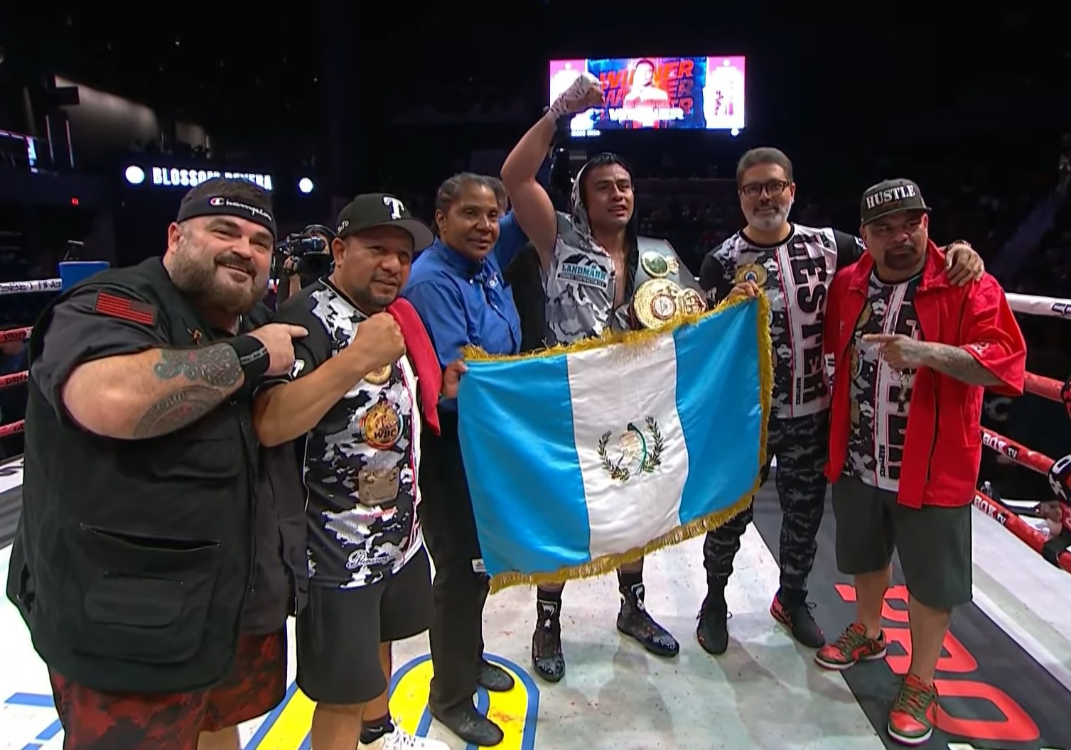 Lester Martínez mantiene su invicto y noquea a Joeshon James en el ...