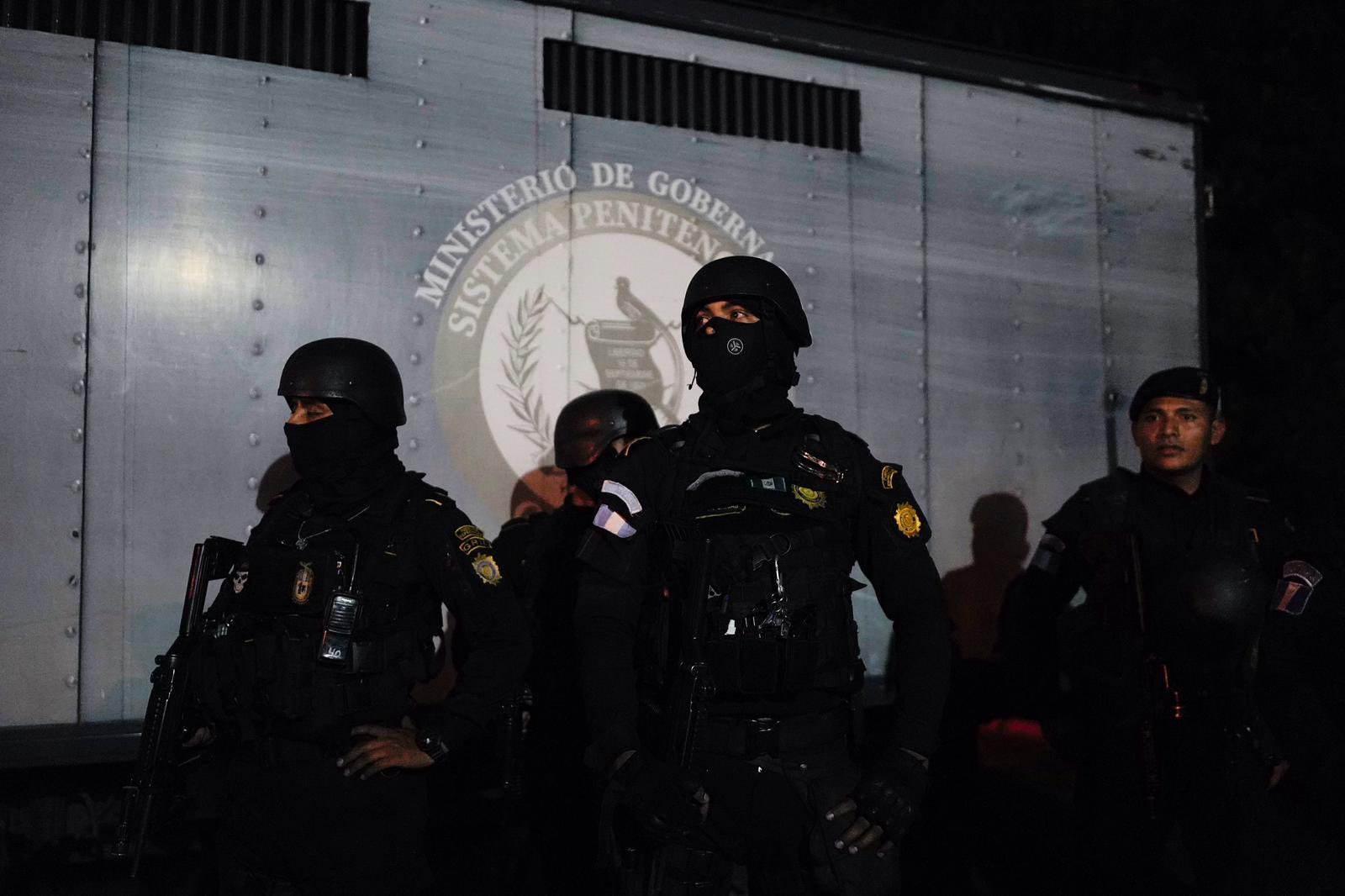 Motines, requisas y fugas: cómo evolucionó la crisis del control en las ...