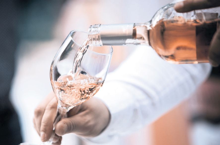 Día Internacional del Vino Rosado: cómo elaborarlo y por qué se ha ...