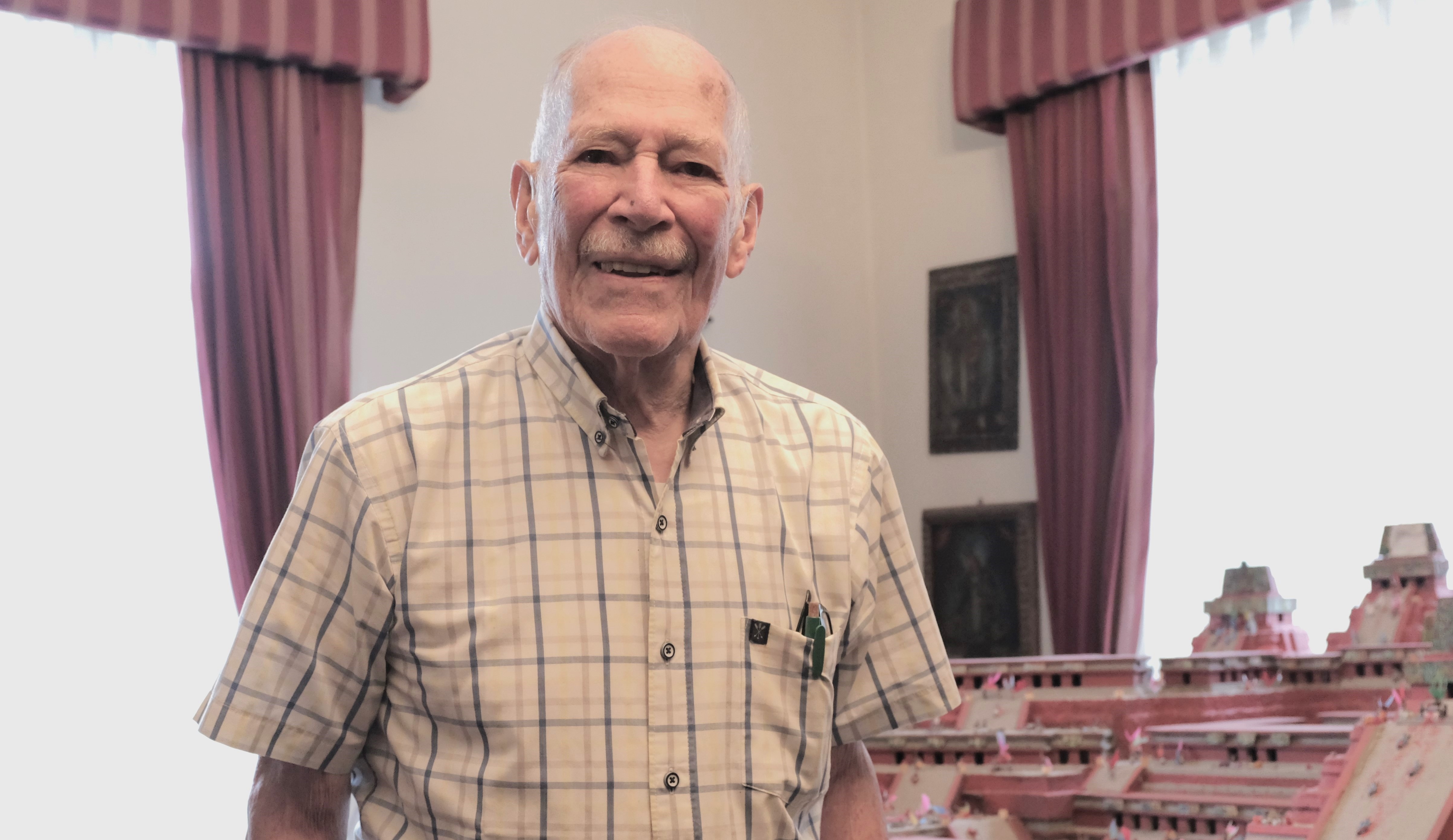 Alfredo MacKenney: El guatemalteco que fundió su vida en el Volcán ...