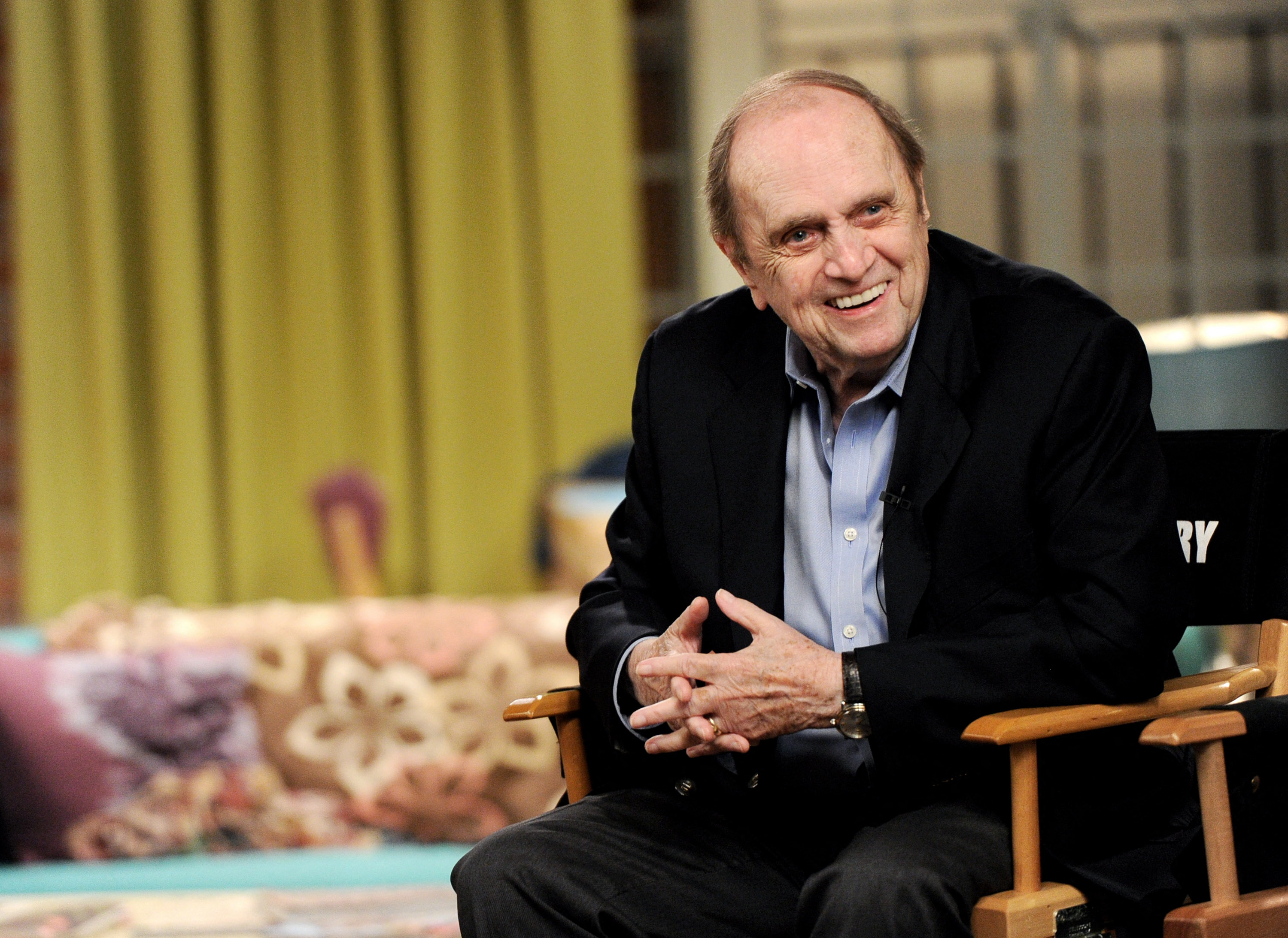Muere Bob Newhart, actor y comediante que popularizó al profesor Protón ...