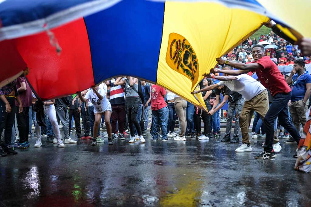 Número de muertos por protestas en Venezuela aumenta a 24