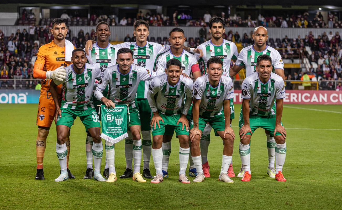 Cuatro jugadores de Antigua GFC destacan en el once ideal de la Copa Centroamericana 2024