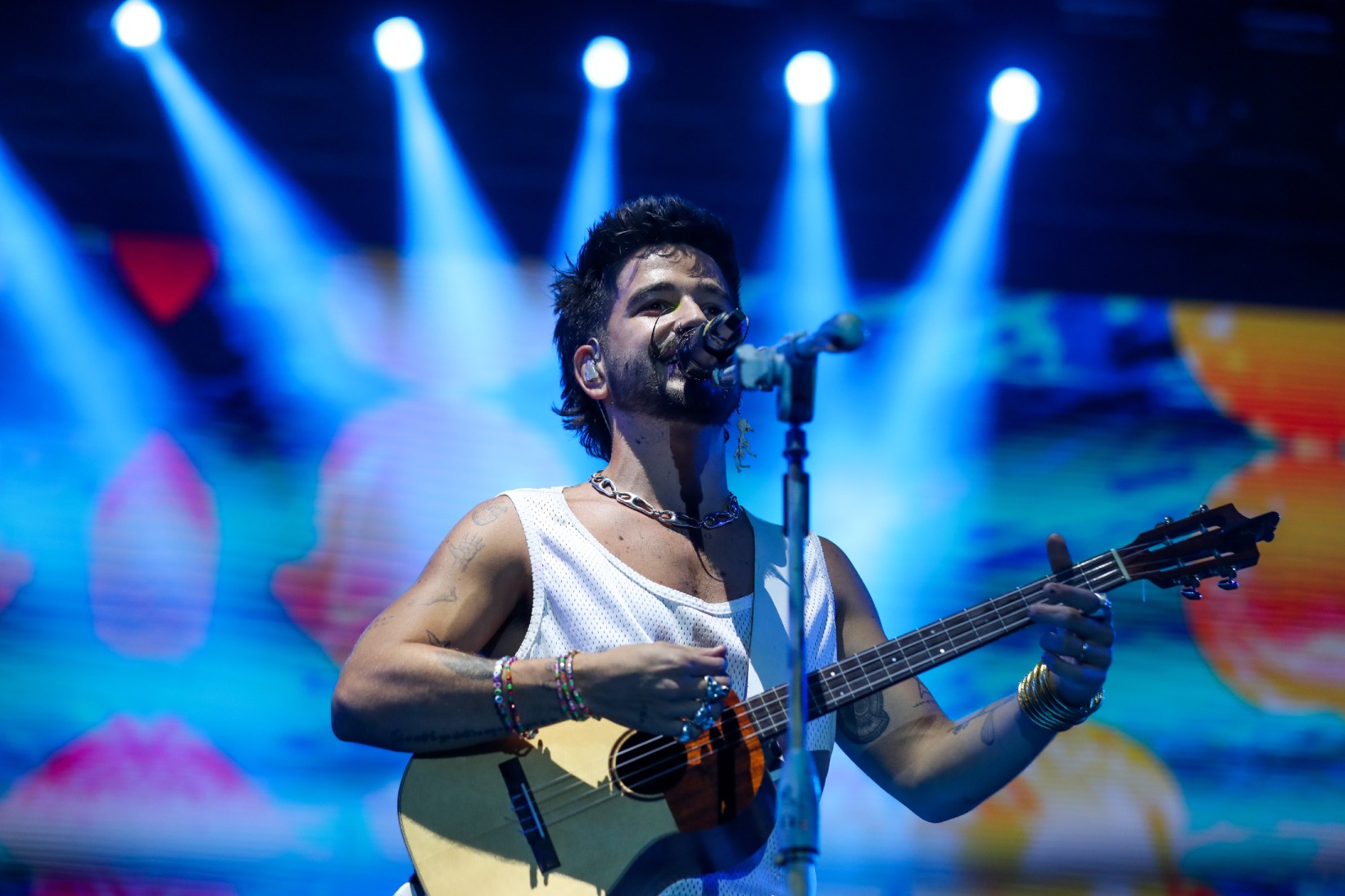 Camilo extiende la gira “Nuestro lugar feliz tour 2025” y confirma ...