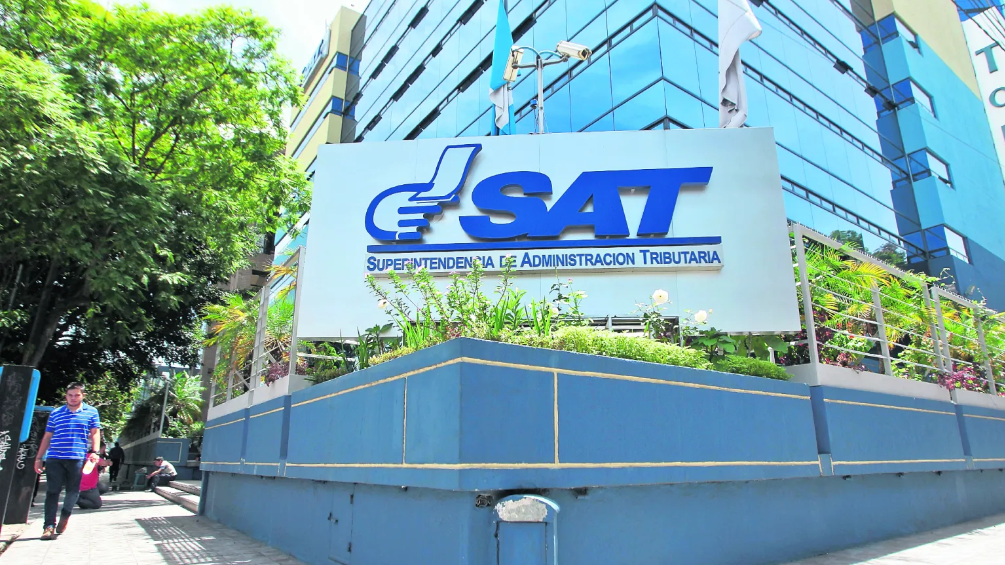 Presidente Arévalo nombra a nuevos integrantes del Directorio de la SAT