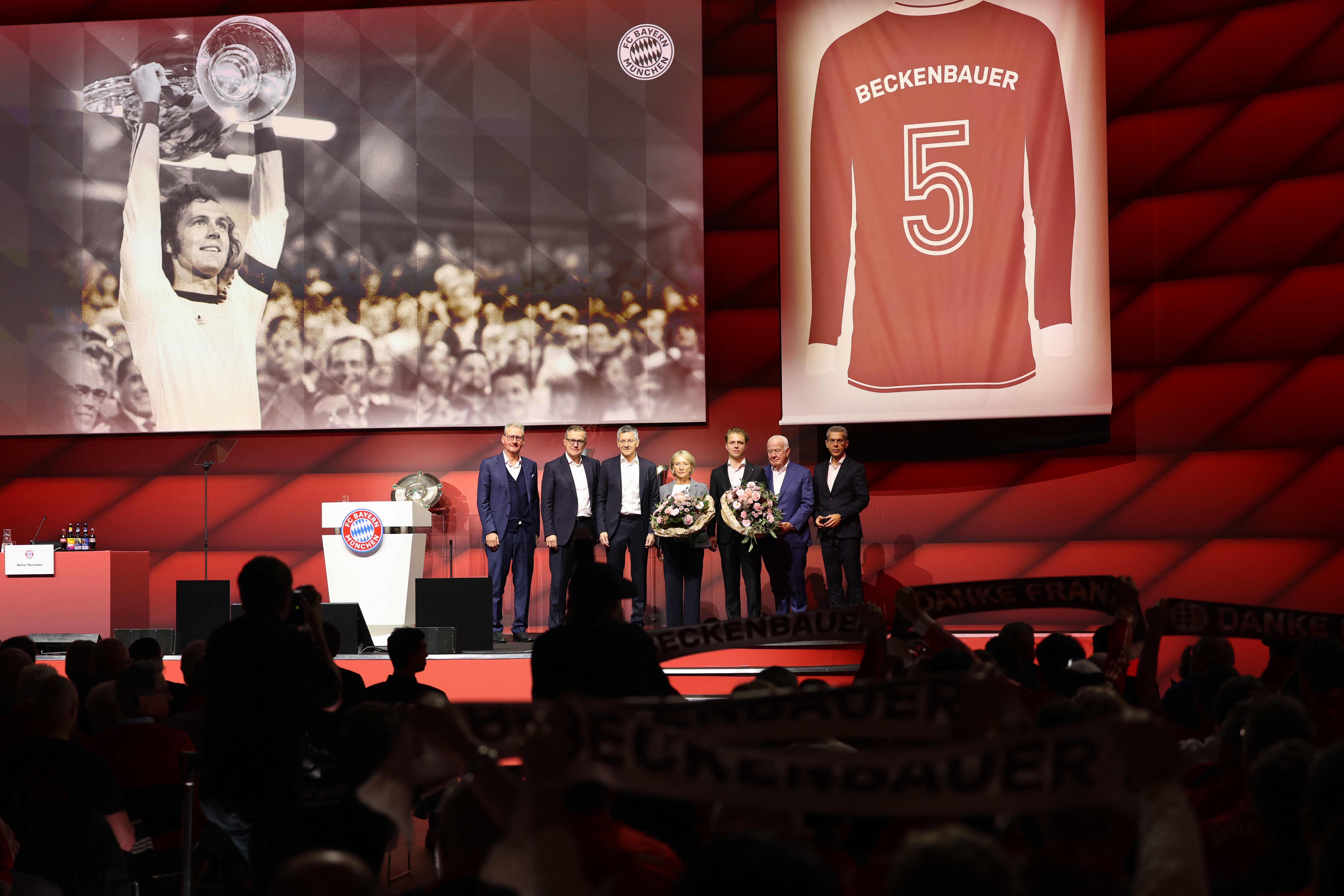 El Bayern Munich retira el número '5' en homenaje a una de sus leyendas ...