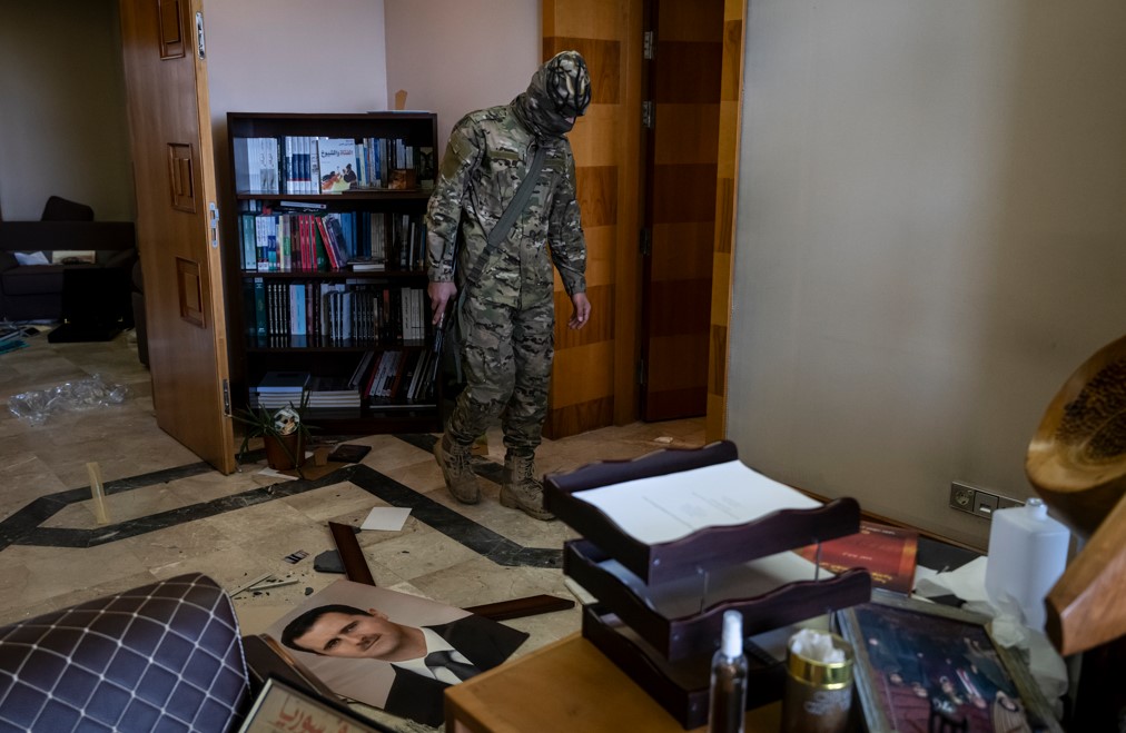 Un inédito viaje por el fastuoso palacio de Bashar al Asad, con un ...