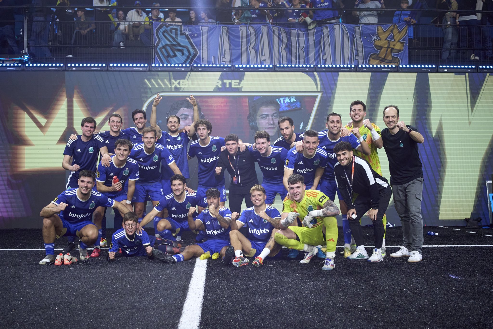 El Barrio y xBuyer Team sellan su pase a los playoffs de la Kings League de España